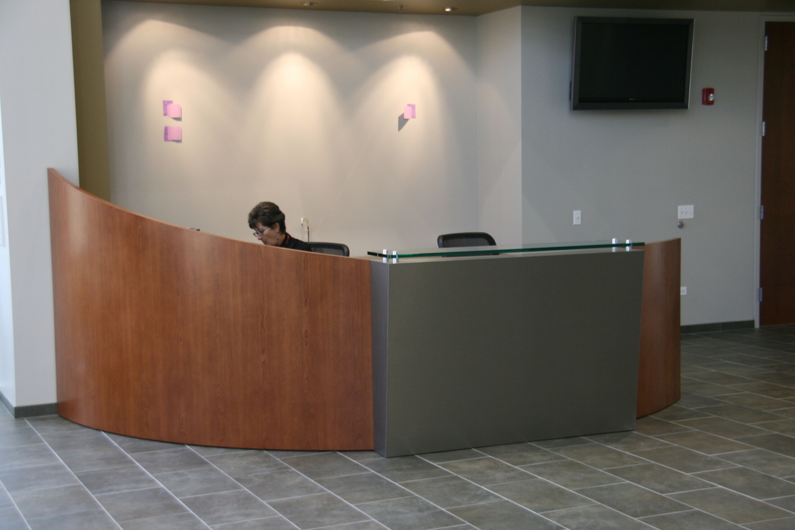 Work Stations - Gianni